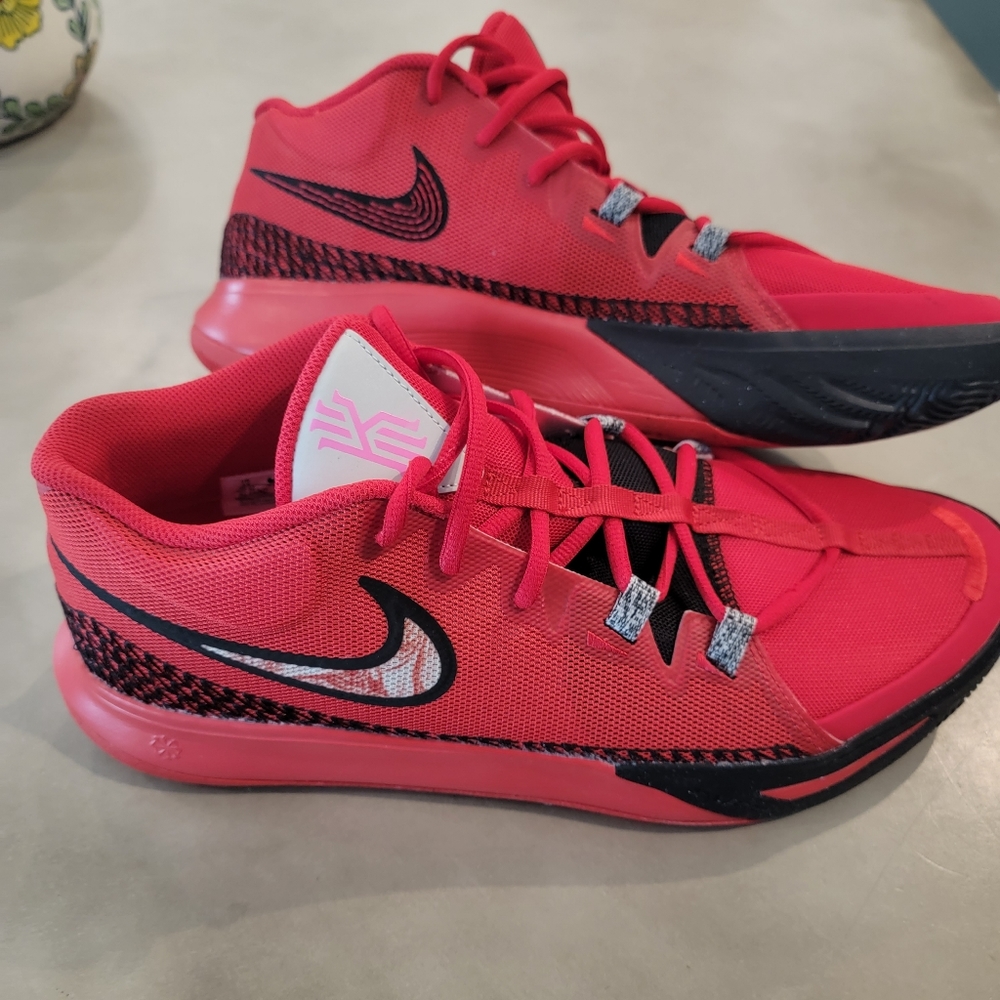 Nike Kyrie Flytrap Vi University Red - Gem